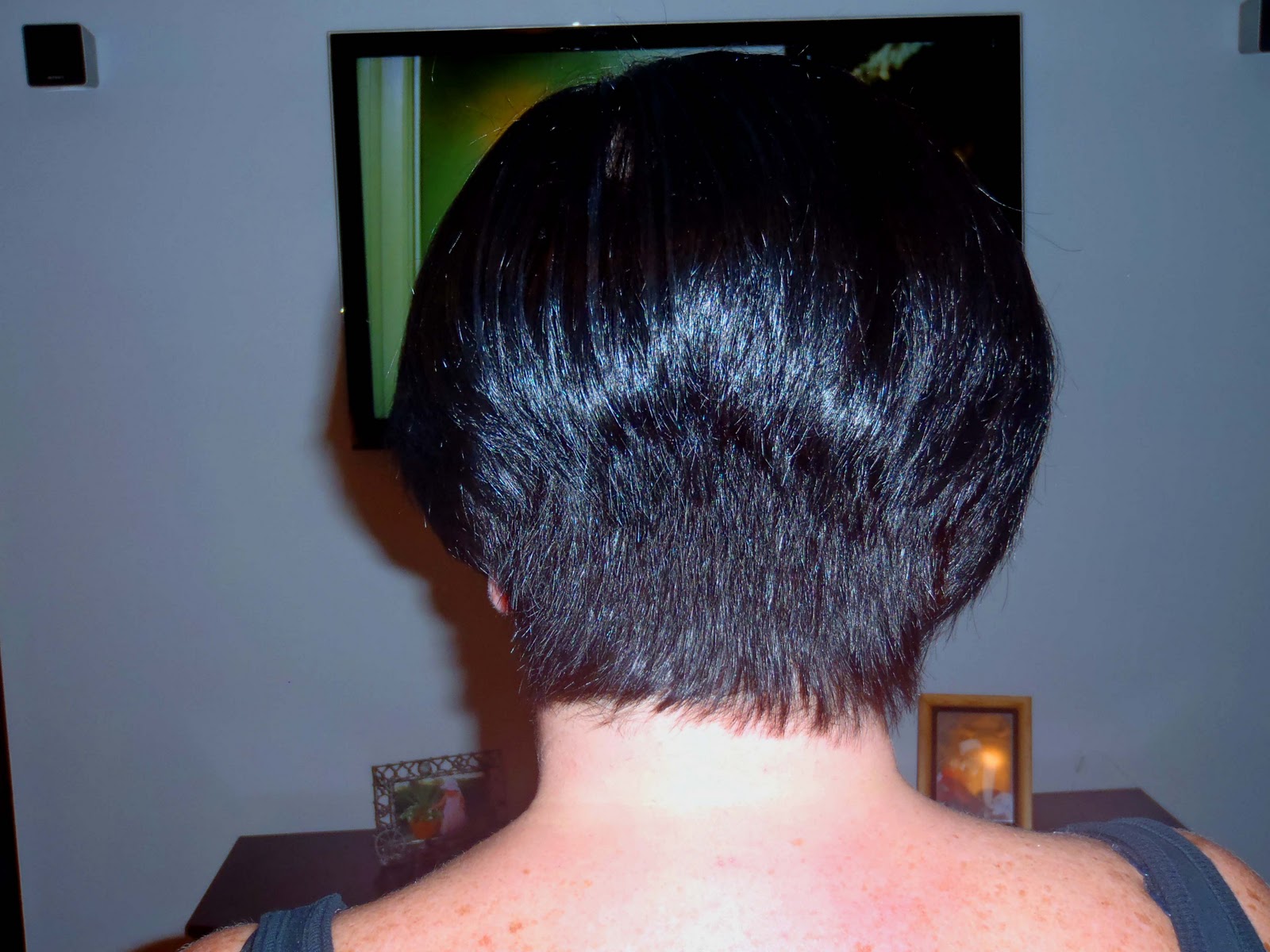 The wedge haircut back view - noredbasketball