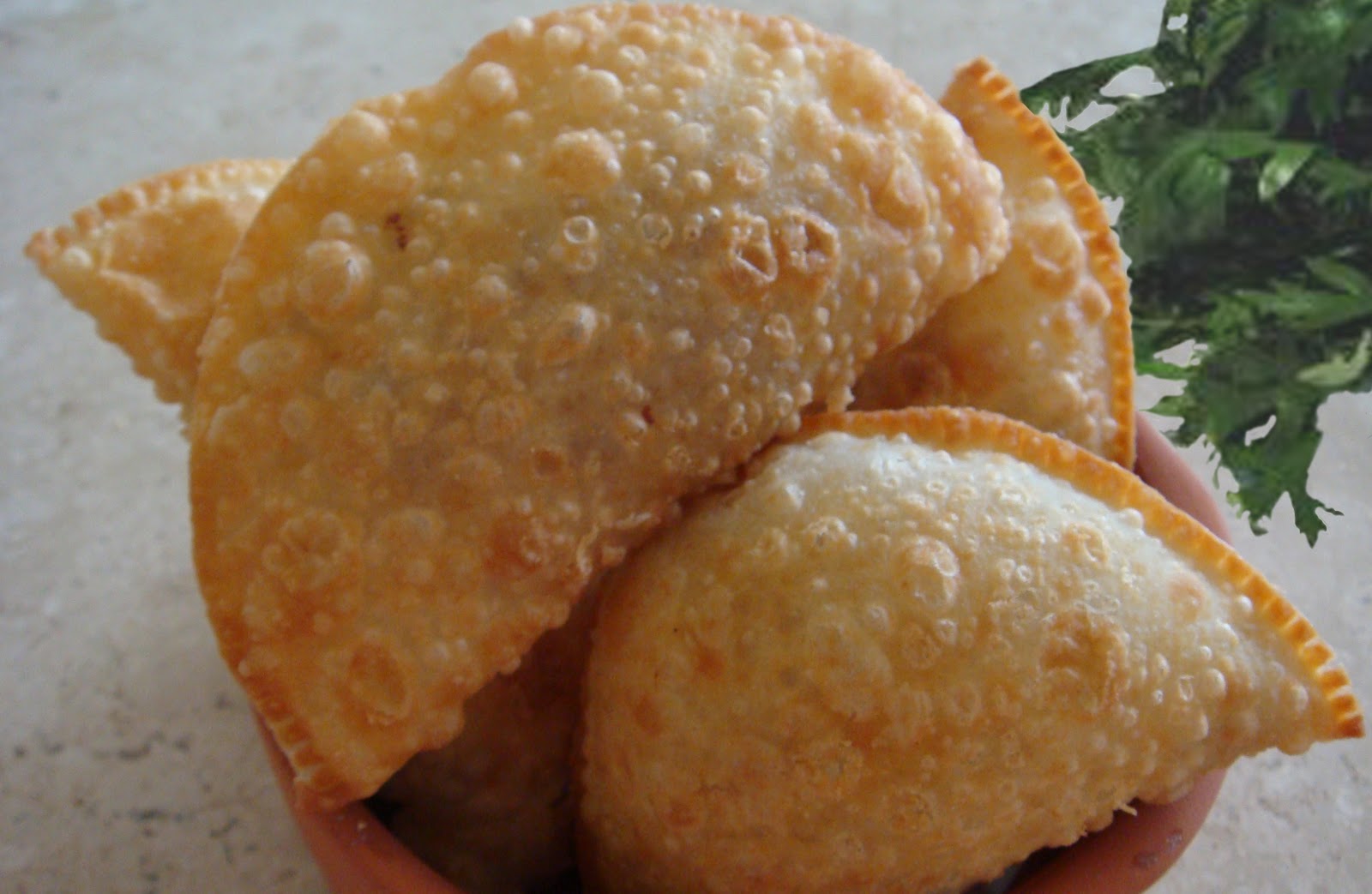 Café com Quitandas: PASTEL DE MANDIOCA