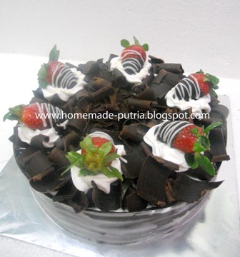 Home Made Cake and Cookies ::Online Cake Shop Jogjakarta::: June 2012 ...