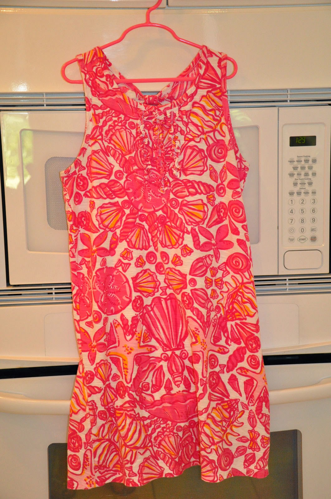 Southern Living: Preppy Style: Lilly Pulitzer for SALE!!