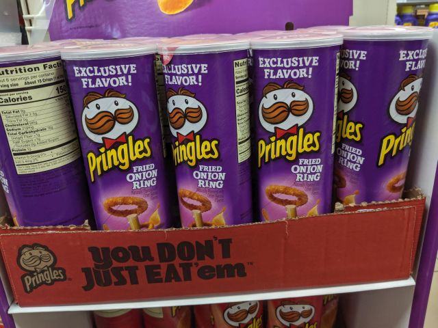 New Fried Onion Ring-Flavored Pringles Can Only Be Found at 7-Eleven