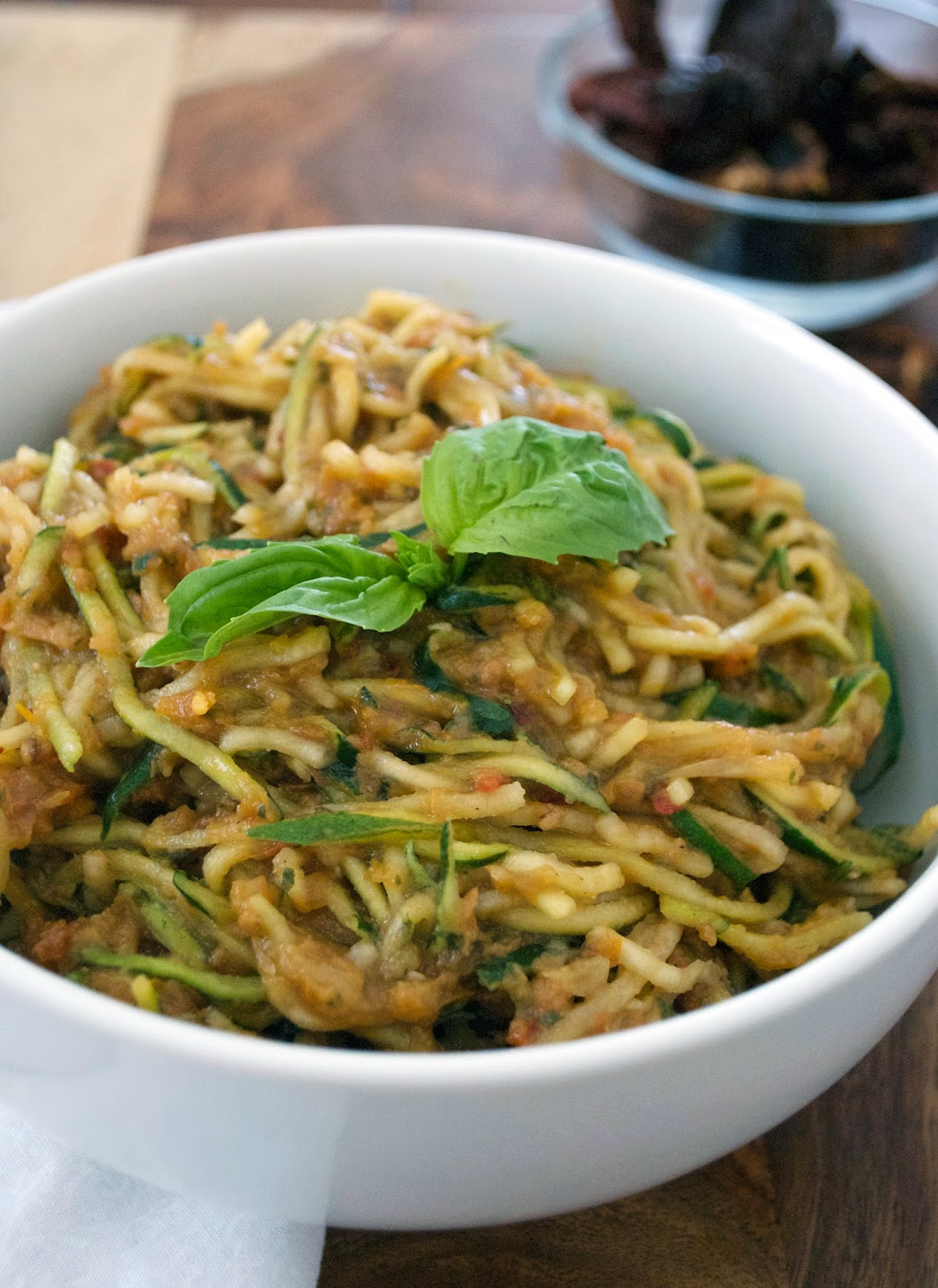 real raw kitchen: RECIPE: traditional spaghetti