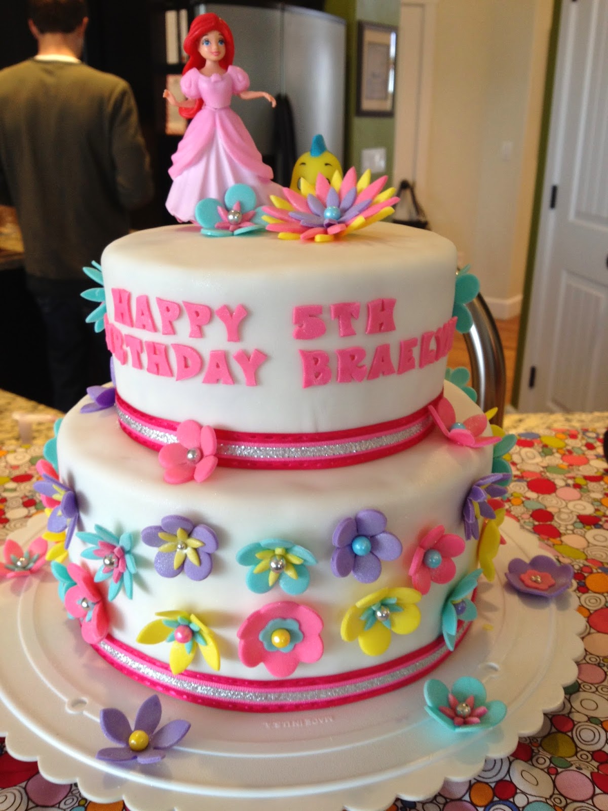 i heart cakes: White/Pink flower cake & cupcakes