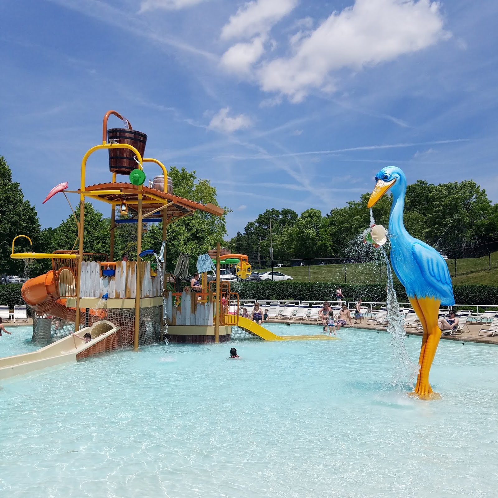 Play St. Louis: North Pointe Aquatic Center, Ballwin
