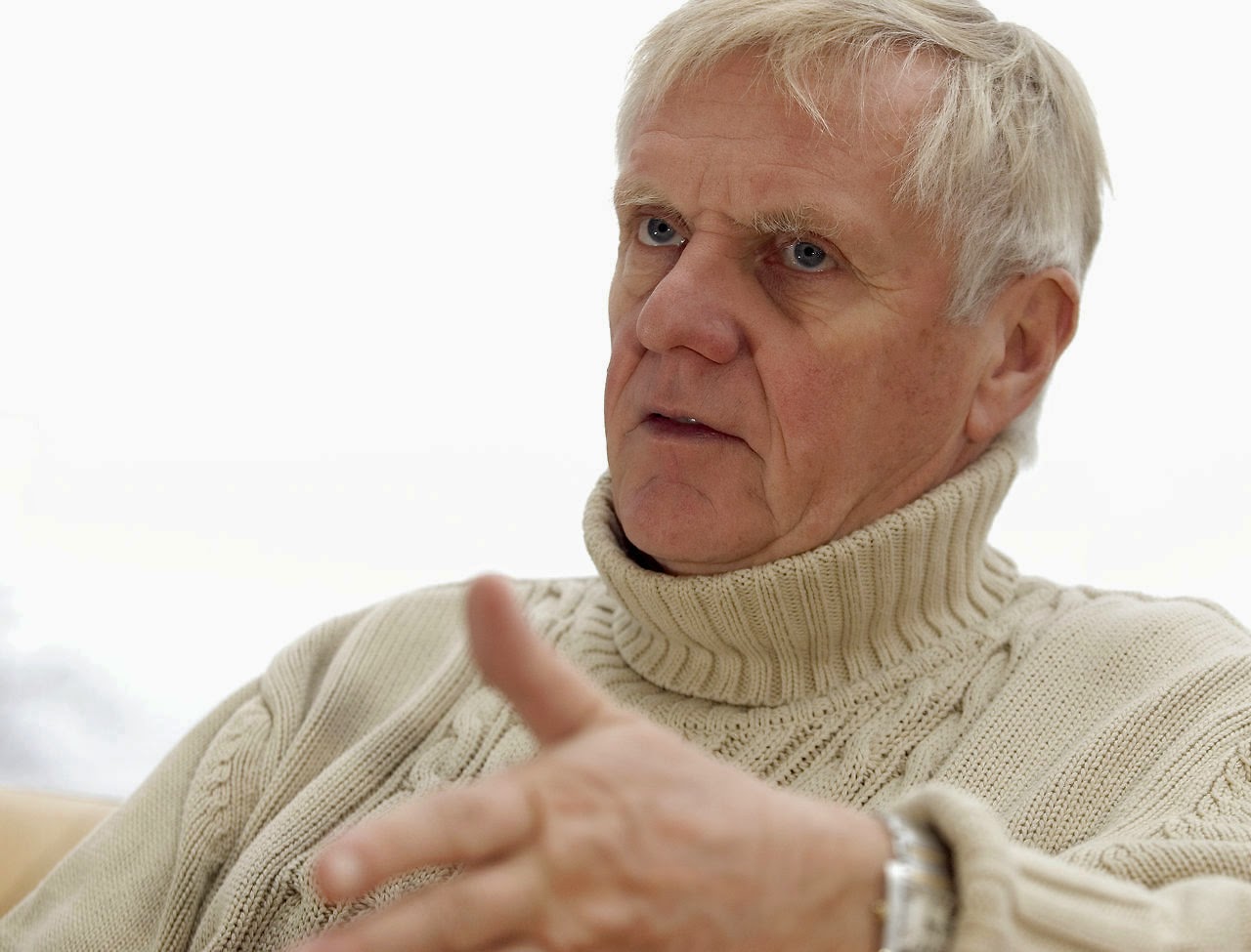 kontrast mellem rig og fattig: Millionære Lasse Hessel