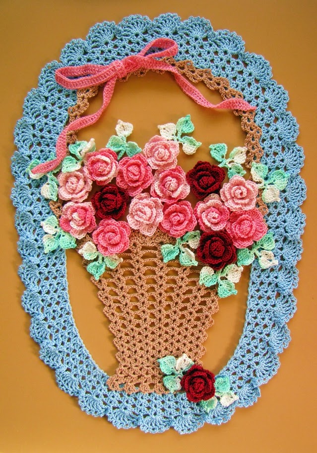 BellaCrochet: More Vintage Floral Doilies