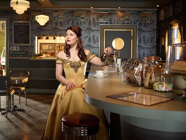 SNEAK PEEK : "Once Upon A Time": Magic Is Coming