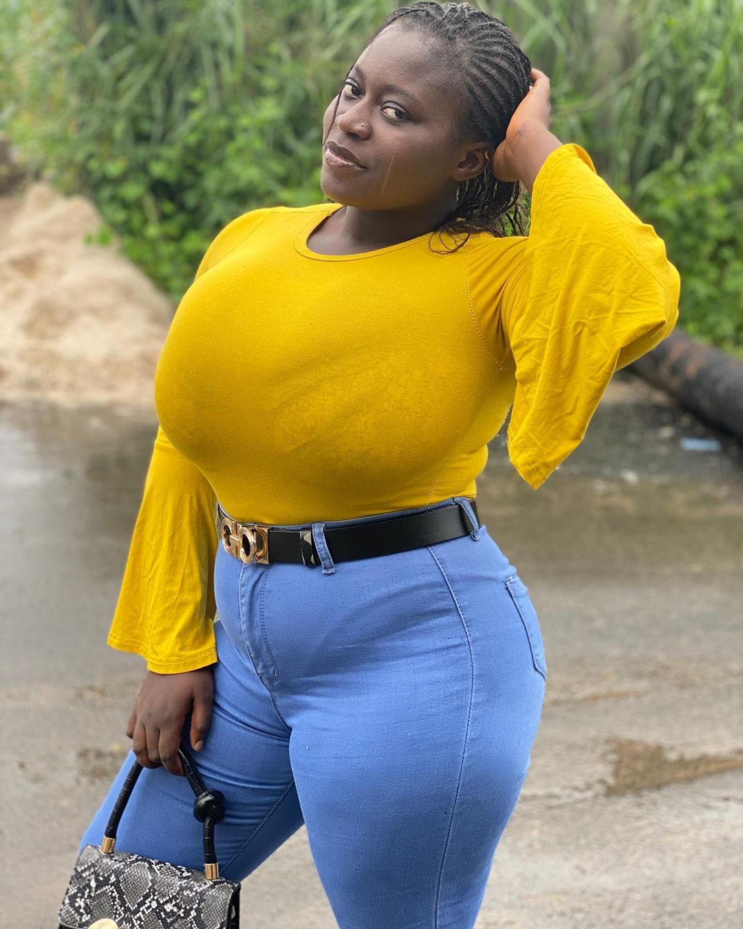 Family, Siblings, Parents, Father, Mother : Margret Esene doesn't show ...