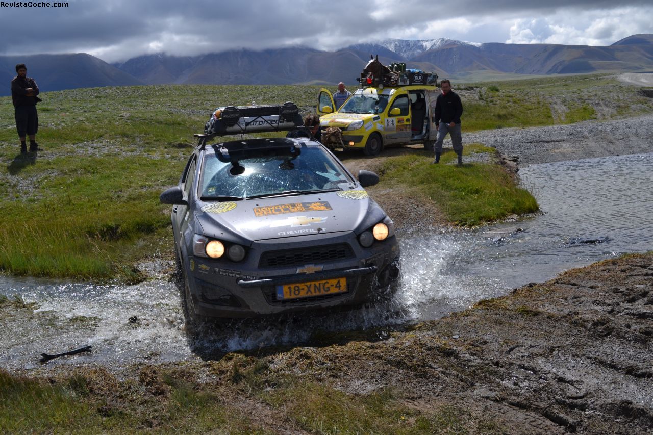 Revista Coche: El Chevrolet Aveo FIRST Mongol Rally alcanza la meta
