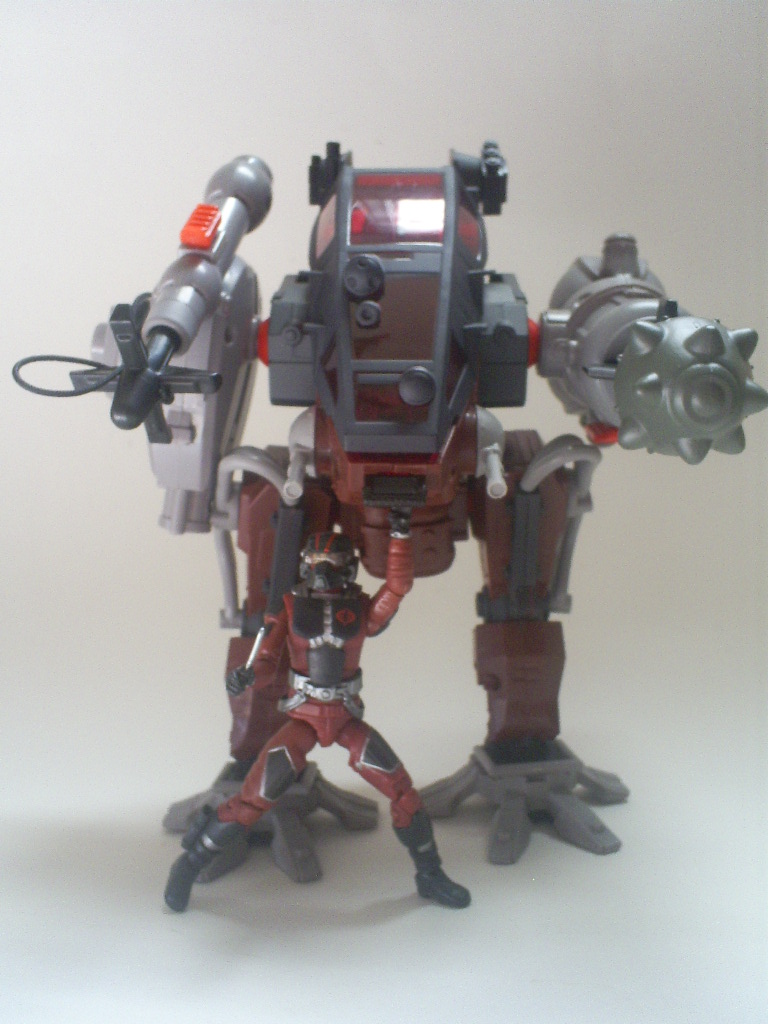 That Figures: NEWS: GI Joe Mobile Mech Suits Spotted at Discount Stores