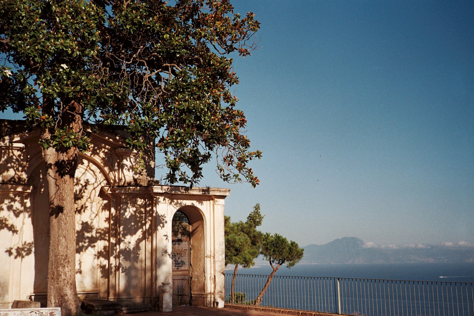 Claire Delorme: Italia • 19