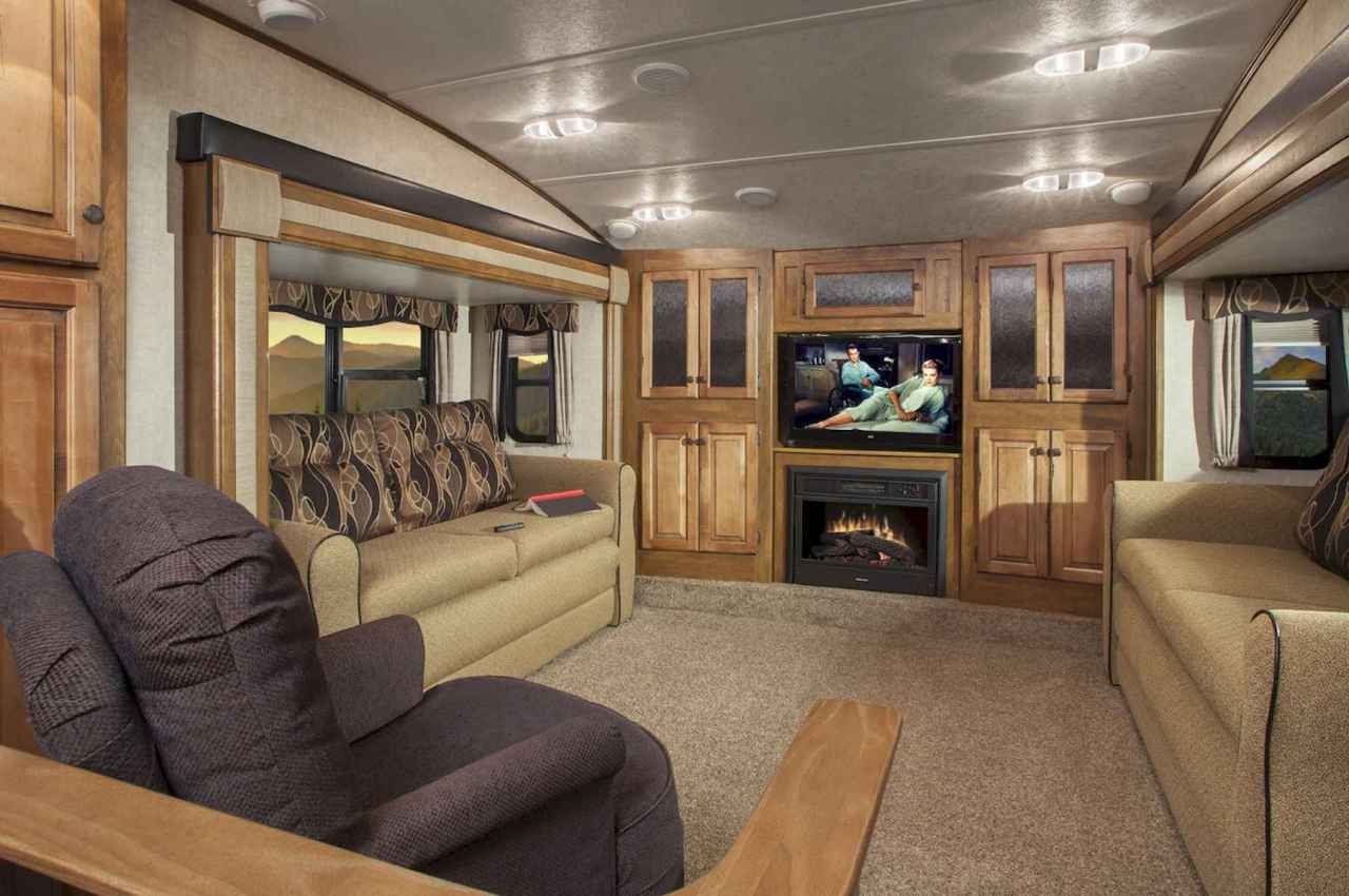 65+ Fantastic Clever RV Living Ideas and Design Tips | ARA HOME