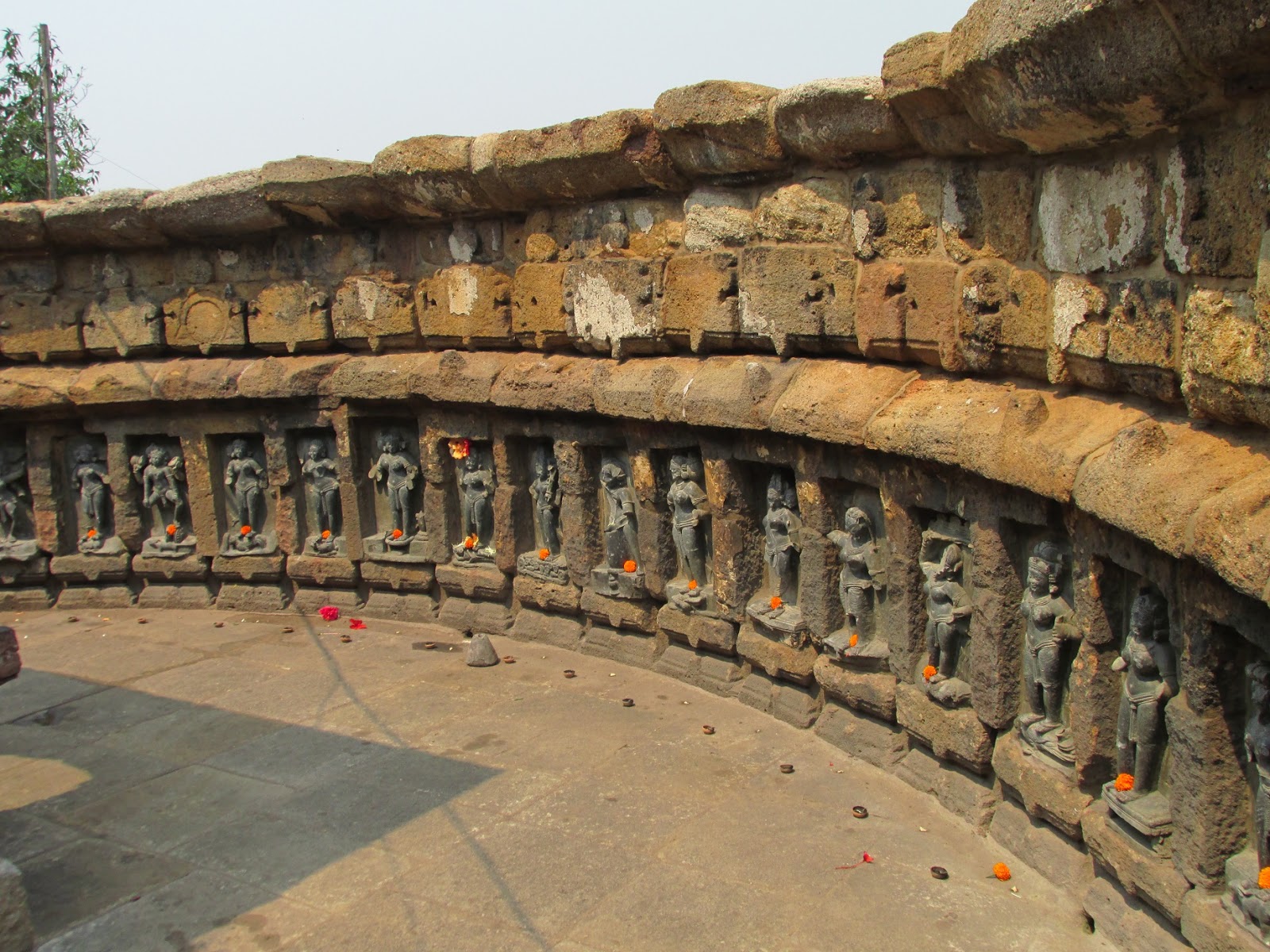 Chausathi Yogini Temple (64 Yoginis) - Bhubaneswar