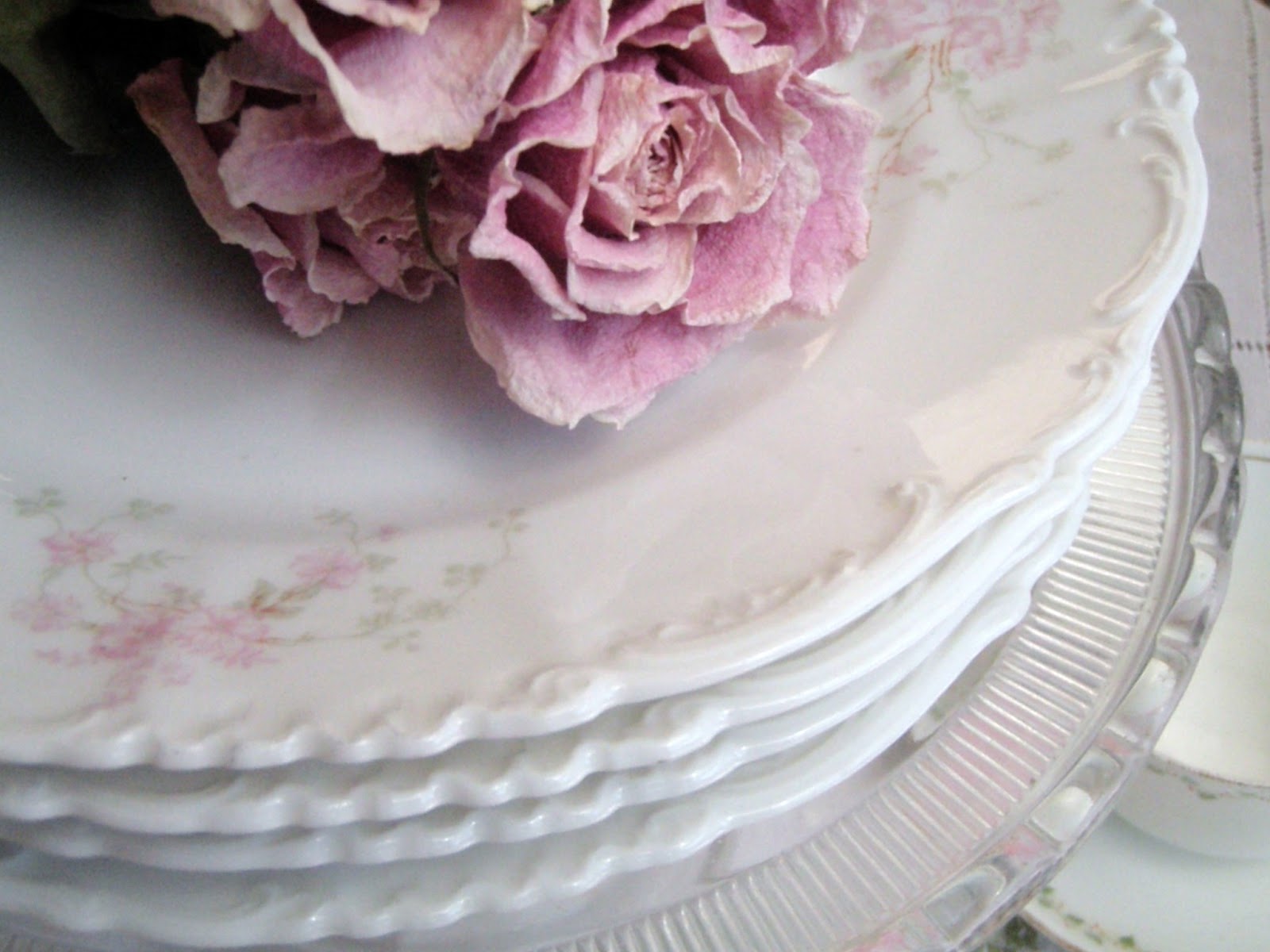 Cabin & Cottage, etc.: Pretty French Plates