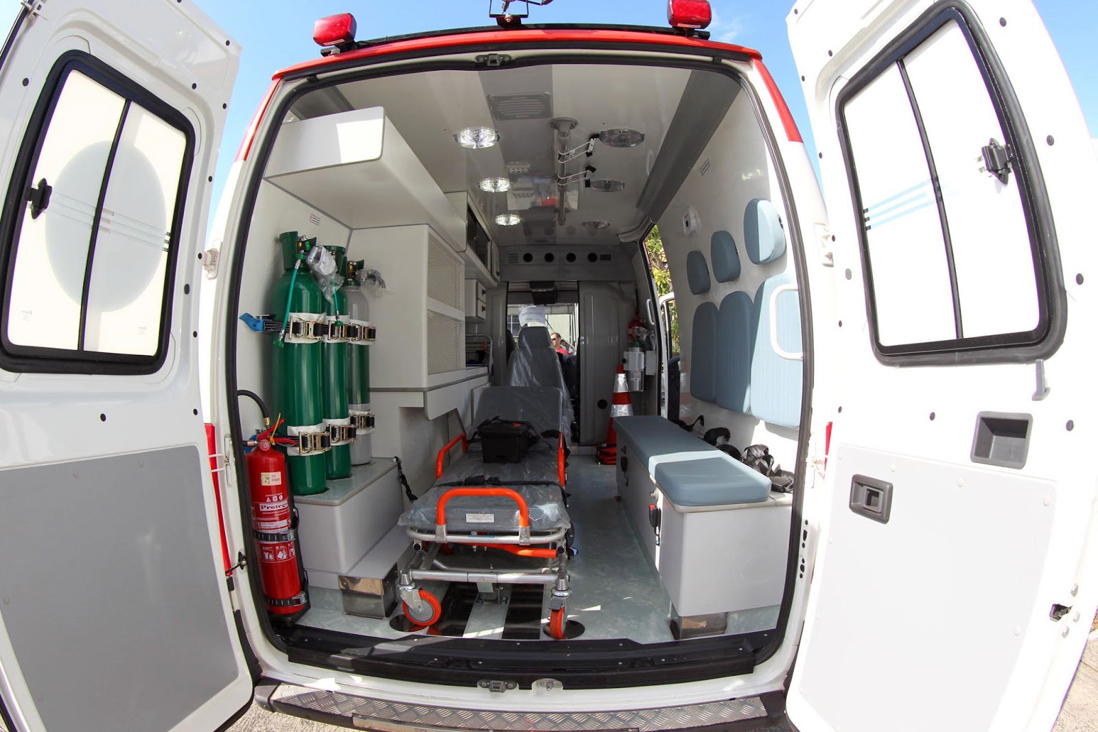 GOVERNO DO ESTADO ENTREGA 25 NOVAS AMBULÂNCIAS PARA O SAMU 192