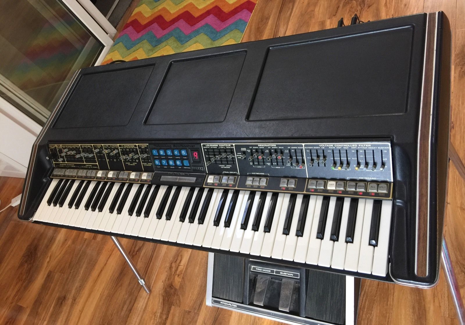 MATRIXSYNTH: Moog Polymoog 203a Synthesiser SN 3779