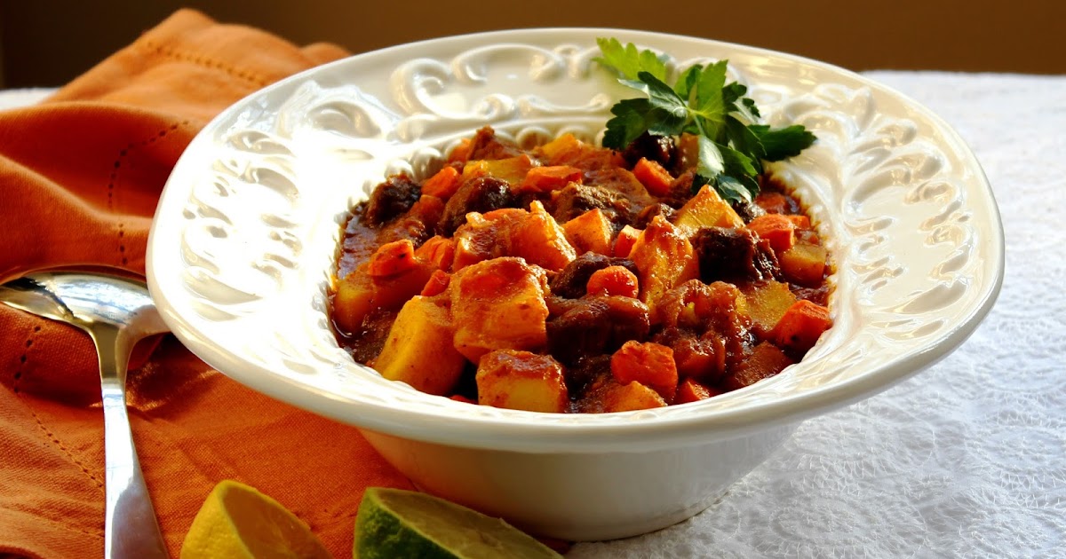 Turmeric & Saffron: Khoresh Kadoo Halvaie - Persian Beef and Pumpkin Stew