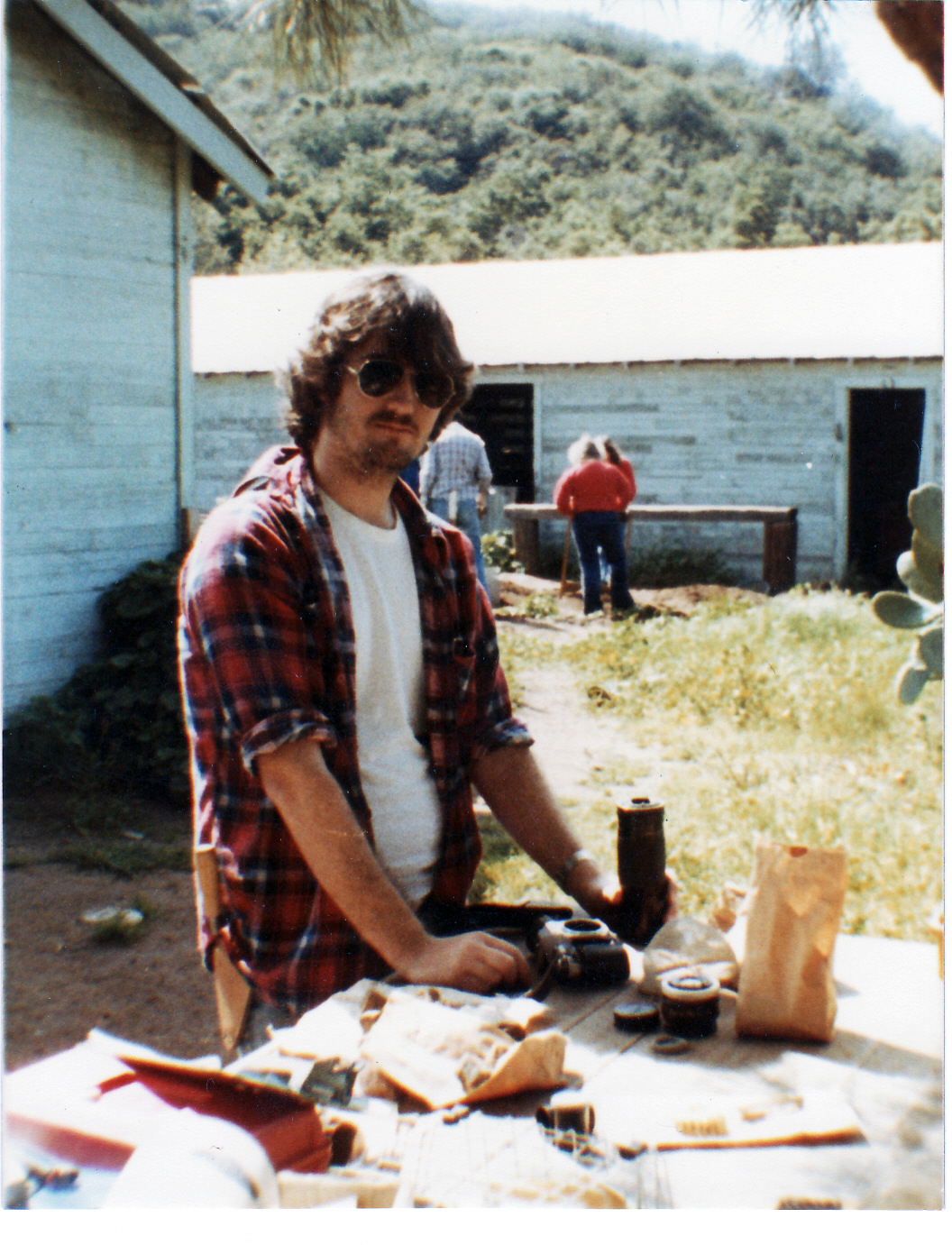 FLINTKNAPPING DIGEST: Clay Singer , California Archaeologist at N.A.R.C