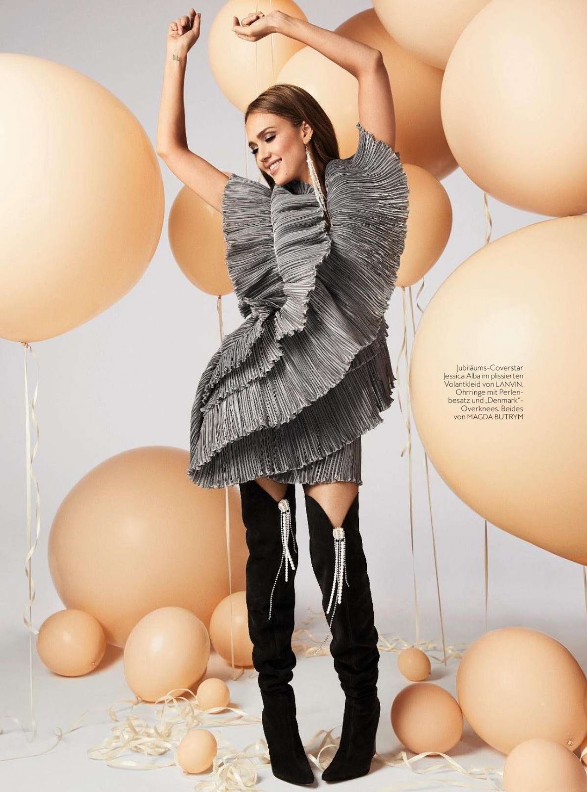 Jessica Alba Covers InStyle - Stylish Starlets