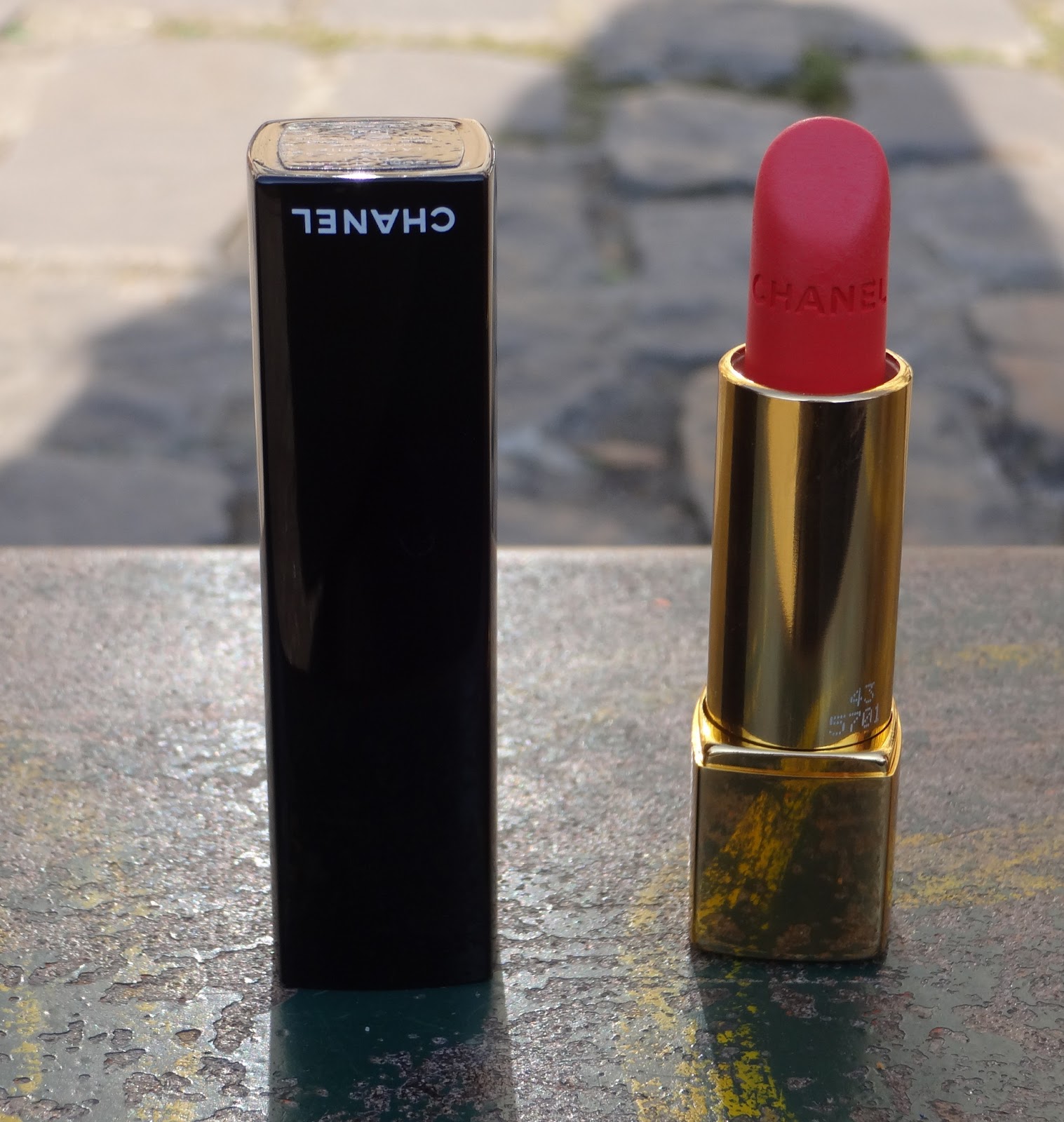 Journal d'une beauty paresseuse: Rouge Allure Velvet La Favorite de ...