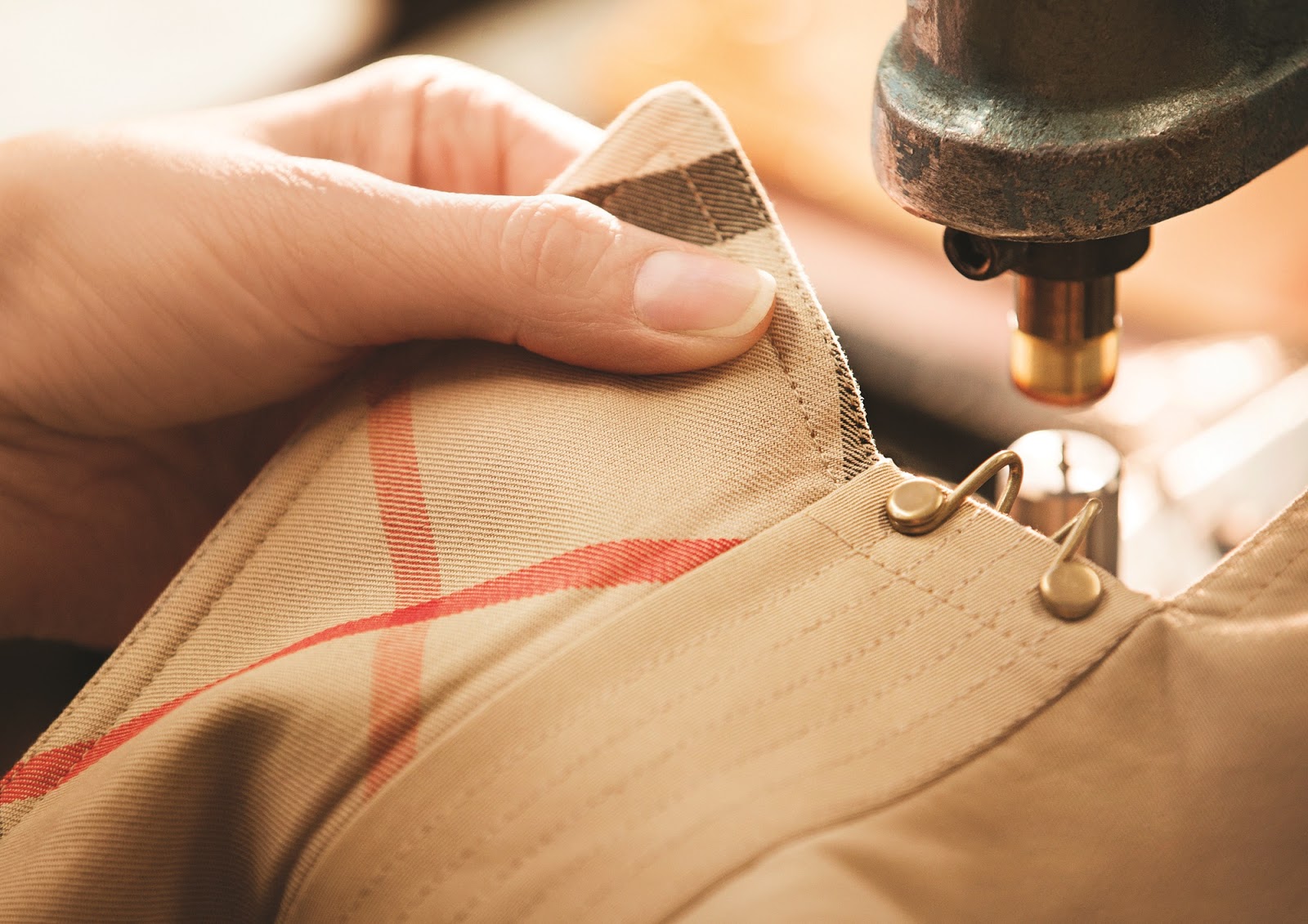 Sewing OEM Gold Garment sewing-oem-gold-garment