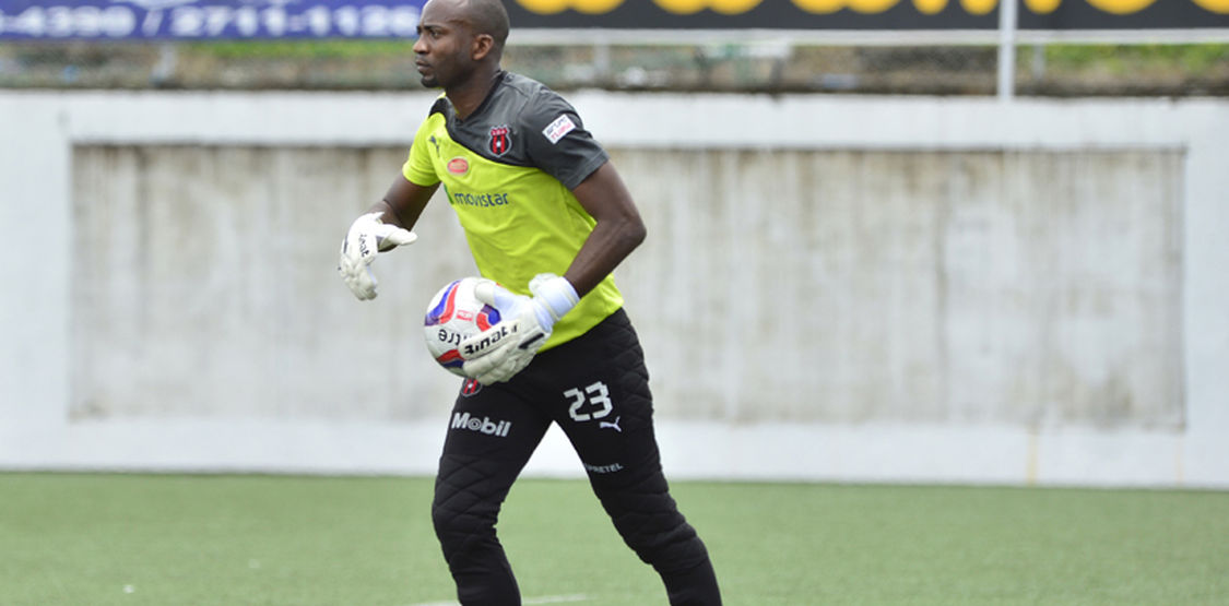 Dexter Lewis se reportó al OIJ de Alajuela. | Solo Futbol Costa Rica