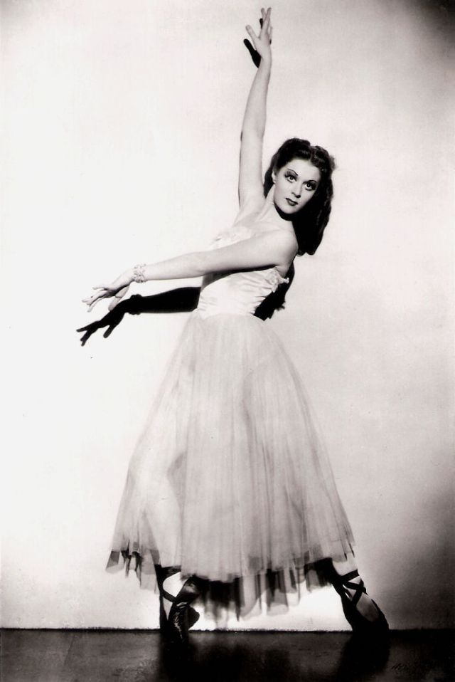 30 Glamorous Photos of Moira Shearer in the 1940s and ’50s ~ Vintage ...