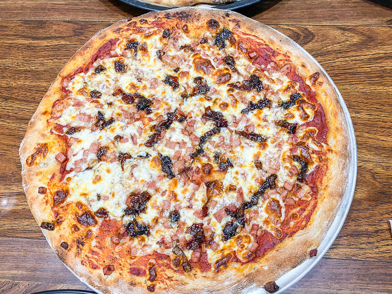 Tales of the Flowers: Pizza at Home - Coca Cola Pizza and Sprite Pizza