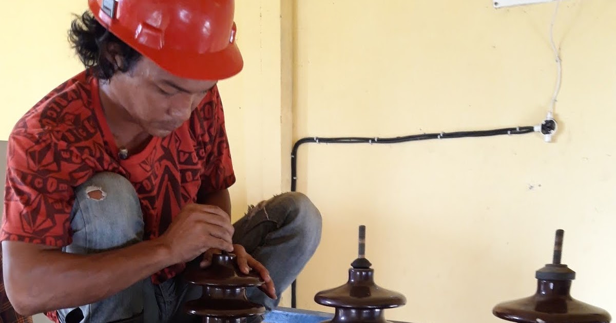 PERBAIKAN PEMELIHARAAN PENGADAAN TRAFO LISTRIK DISTRIBUSI 20KV Kalimantan. HOTLINE. 08125055531 ...