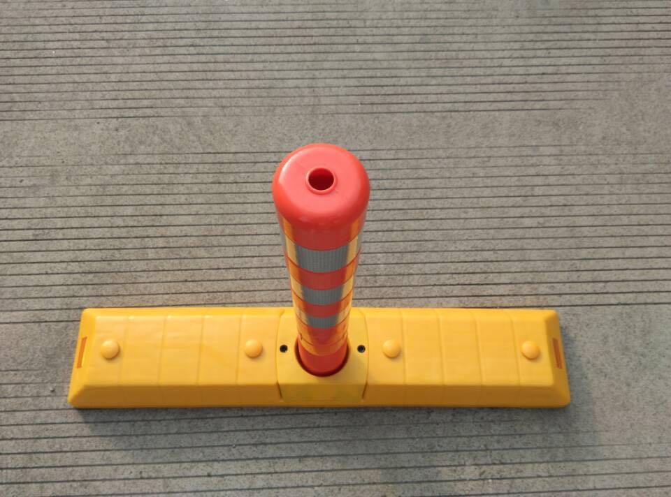 Flexijoint Industrial Marketing & Services: Nylon PU Post Traffic Lane ...