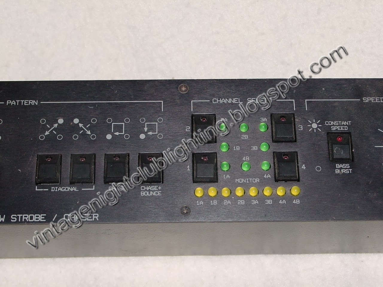 Vintage Night Club Lighting: Pulsar 1/2/4/8 Channel Rainbow Strobe ...