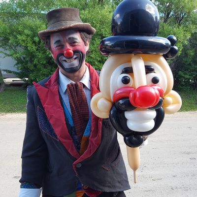 A Creative Journal of an Artist: ACEO Clown Portrait #78 "Sleepy the Clown"