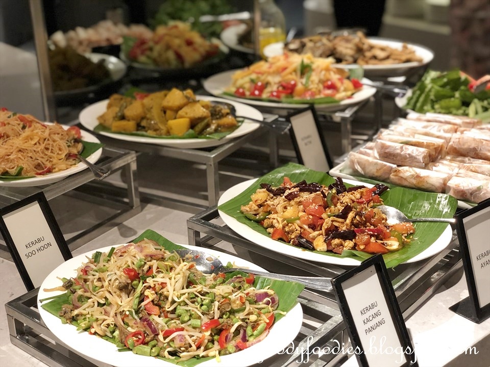 GoodyFoodies: Weekend Hi-Tea Buffet @ Hilton Petaling Jaya