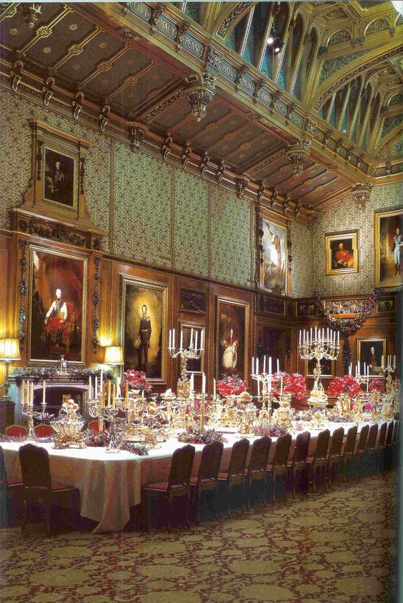 Visit Windsor Castle and be Amazed by its Imposing Rooms!