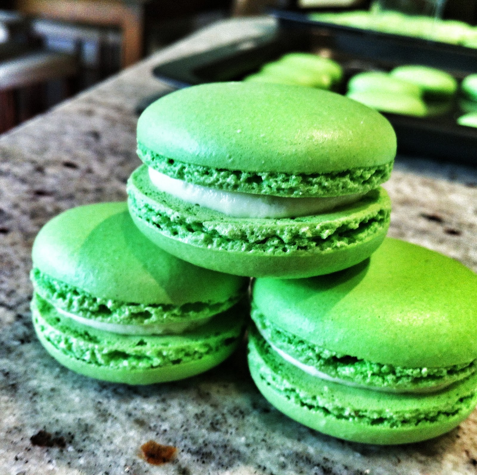 Eat. Play. Shop.: Batch 21 - The Wedding Macarons