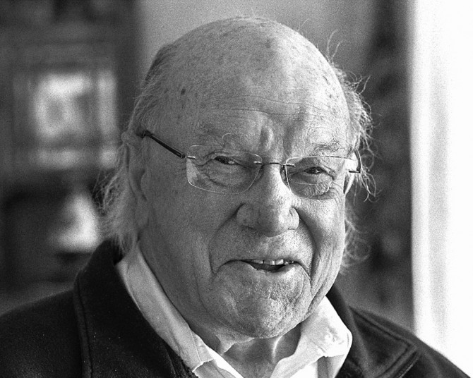 d r i n k s t e r: IAN HICKINBOTHAM DIES IN MELBOURNE