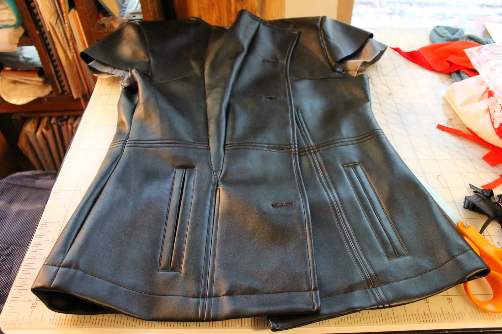Simply Natural Designs: Ladies Leather Coat Redesigned