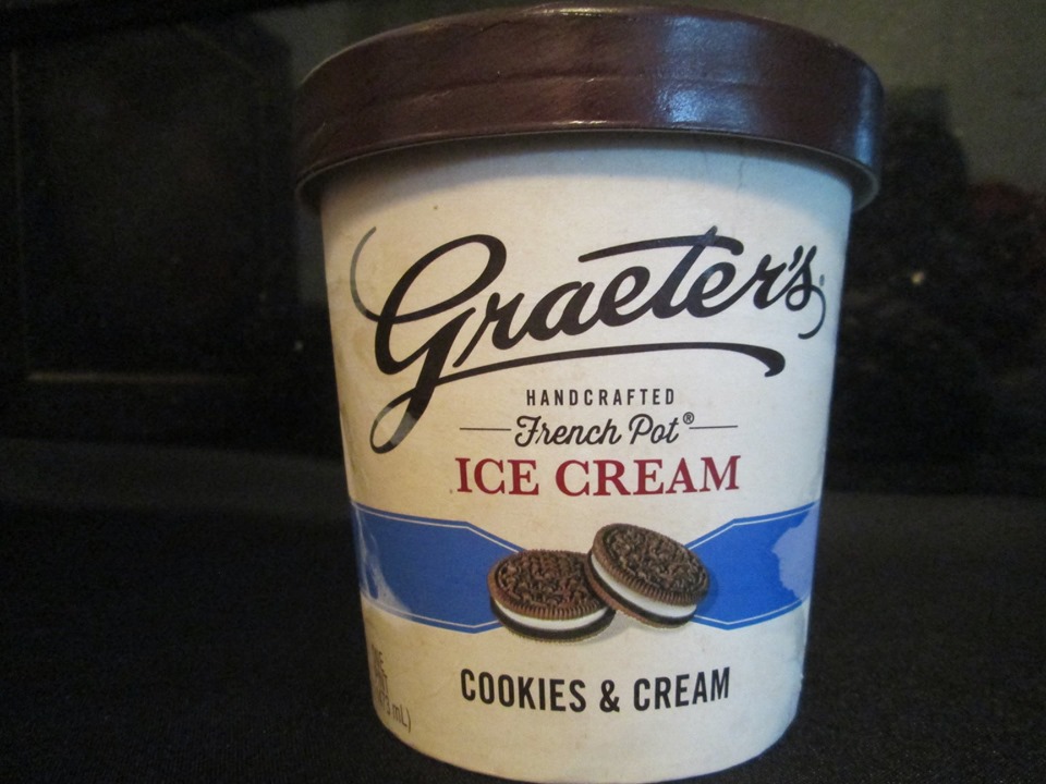 David's Ice Cream Reviews: Graeter's - Cookies & Cream