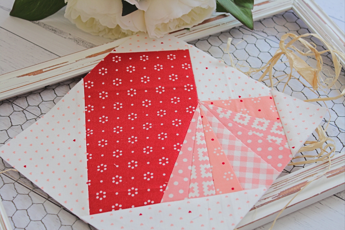 {Free Pattern} Be Mine! FPP Heart Block Pattern - Threadbare Creations