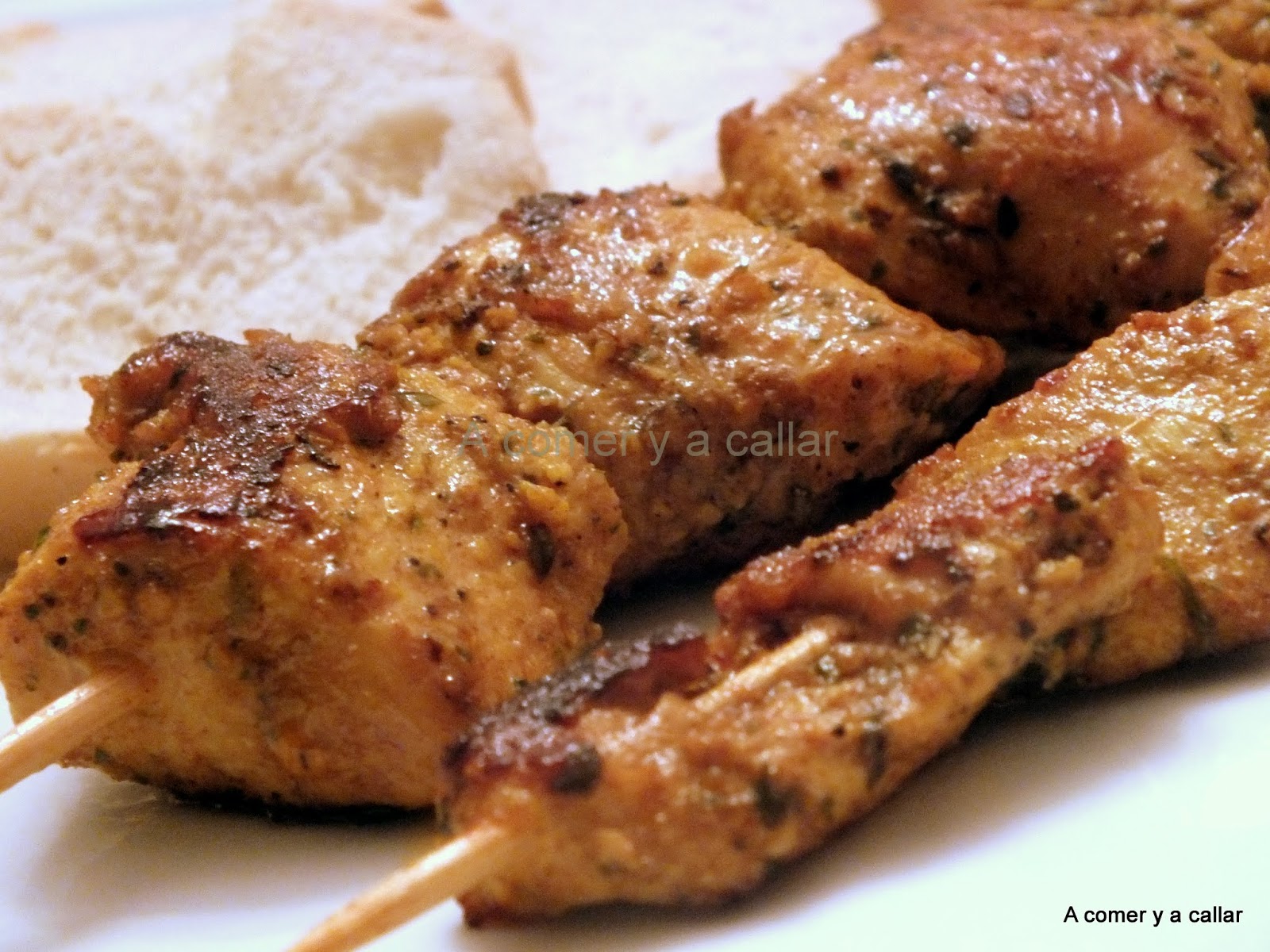 A comer y a callar: PINCHITOS MORUNOS