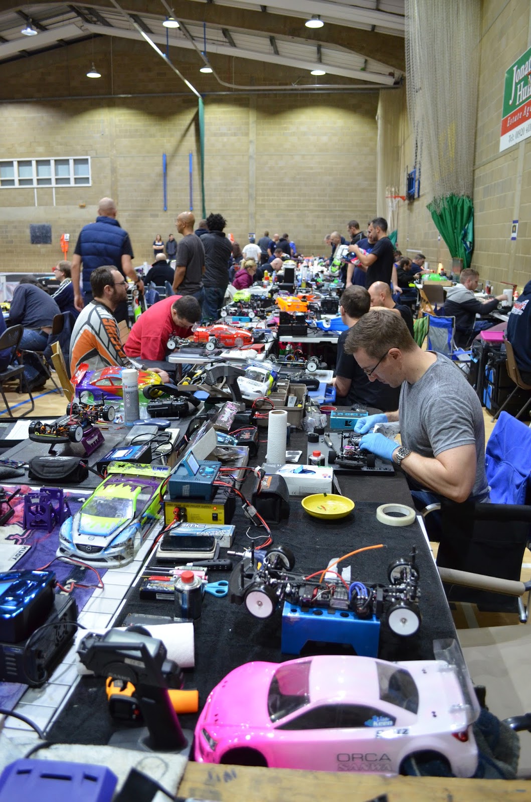 Rug Racers 2015-2016 Round 1 Race Report | The RC Racer