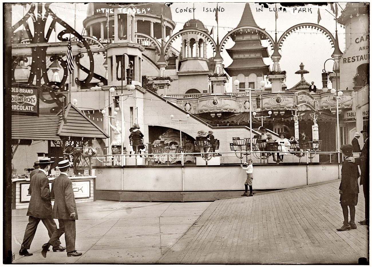 New York - History - Geschichte: Coney Island Amusement Parks in HD