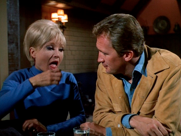 THE INVADERS: Episode 11: The Ivy Curtain - 3/21/67