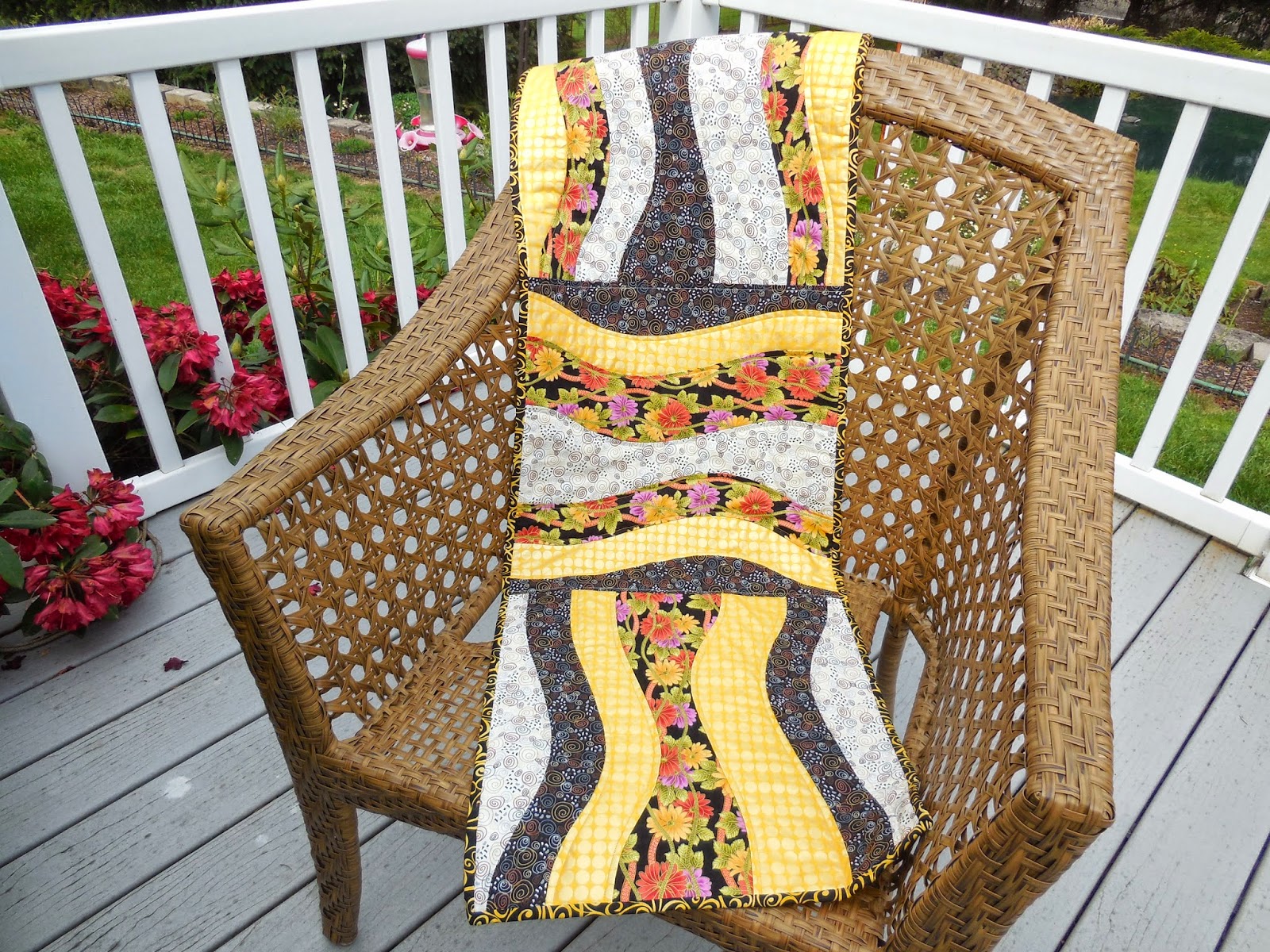 Quilting at Mistletoe Hollow