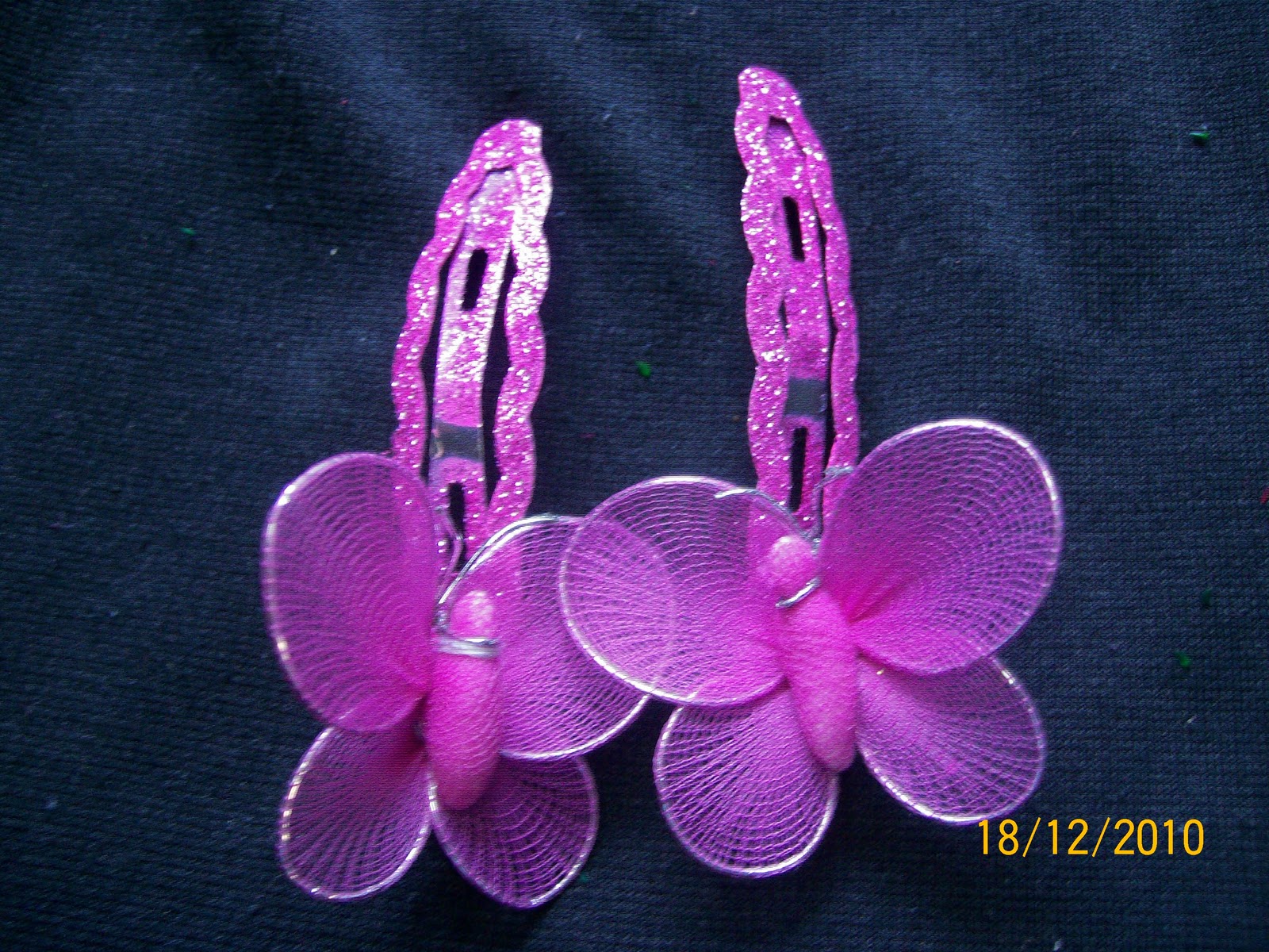 Tinas Creations: Instructions on making a nylon stocking butterfly