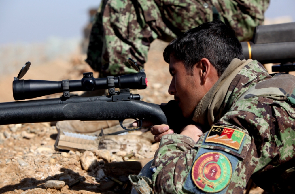 USMC Teach Afghan Soldiers Art of Marksmanship With M-24 Sniper Rifle ...
