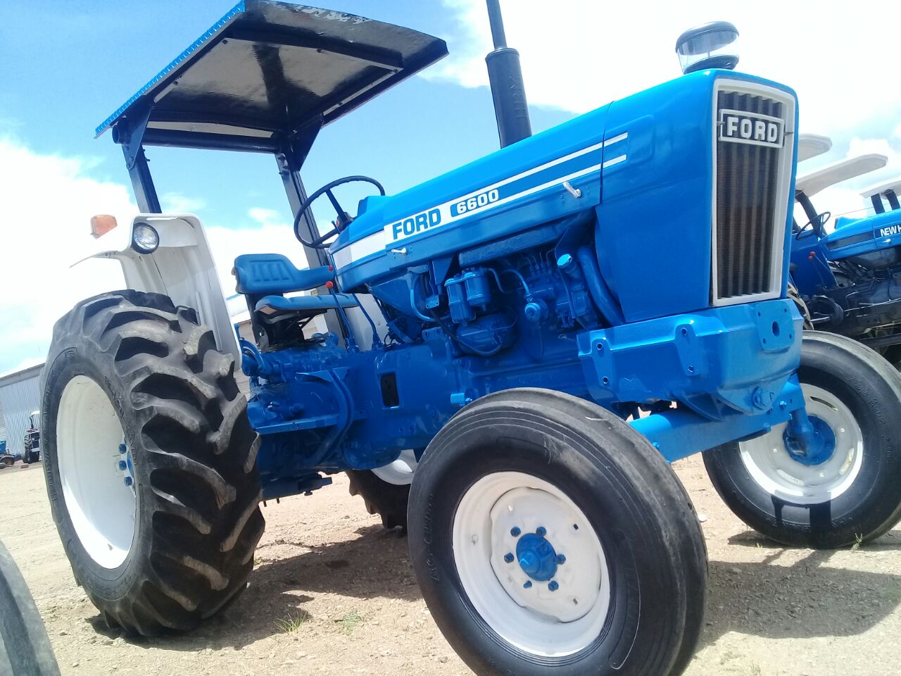 MAQUINARIA AGRICOLA INDUSTRIAL: Tractor Ford 6600, con toldo... $10 ...