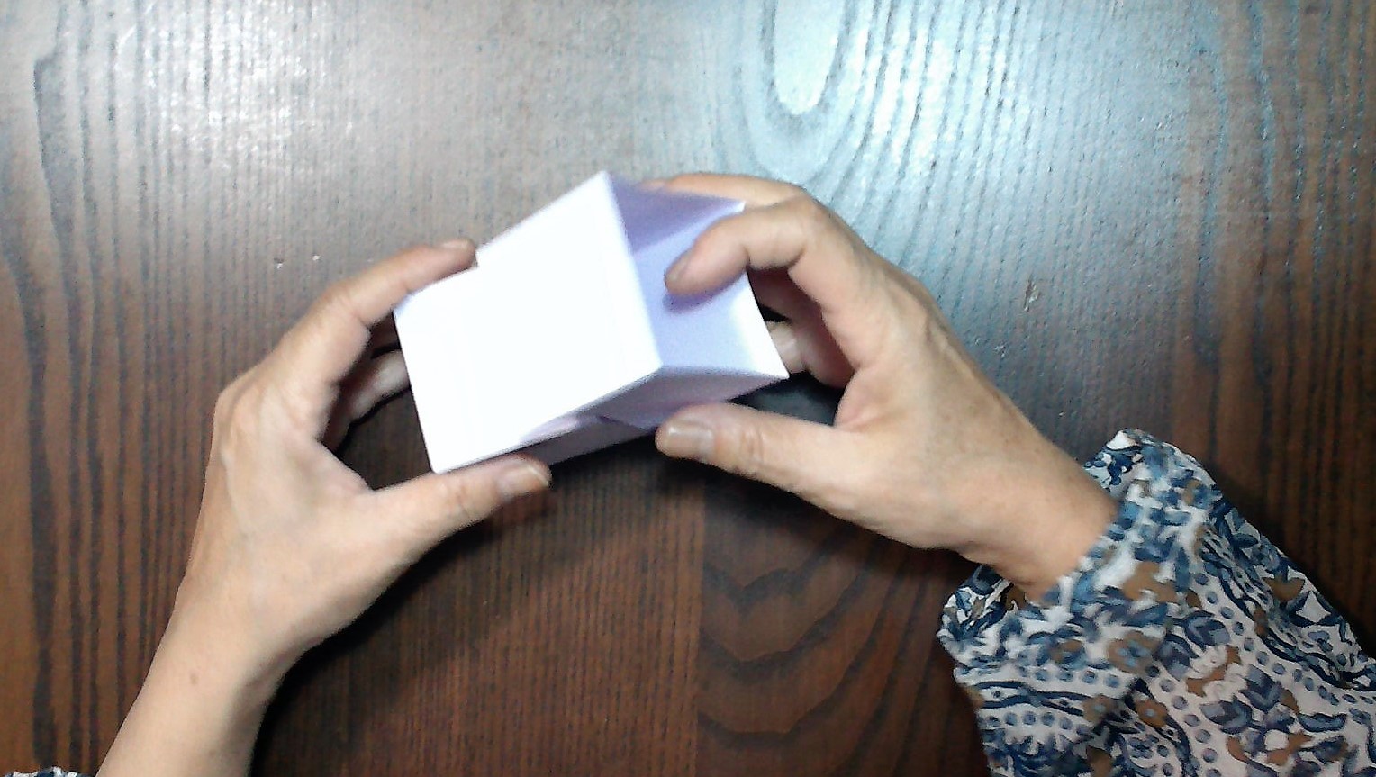 EducArt: Las tres dimensiones del cubo