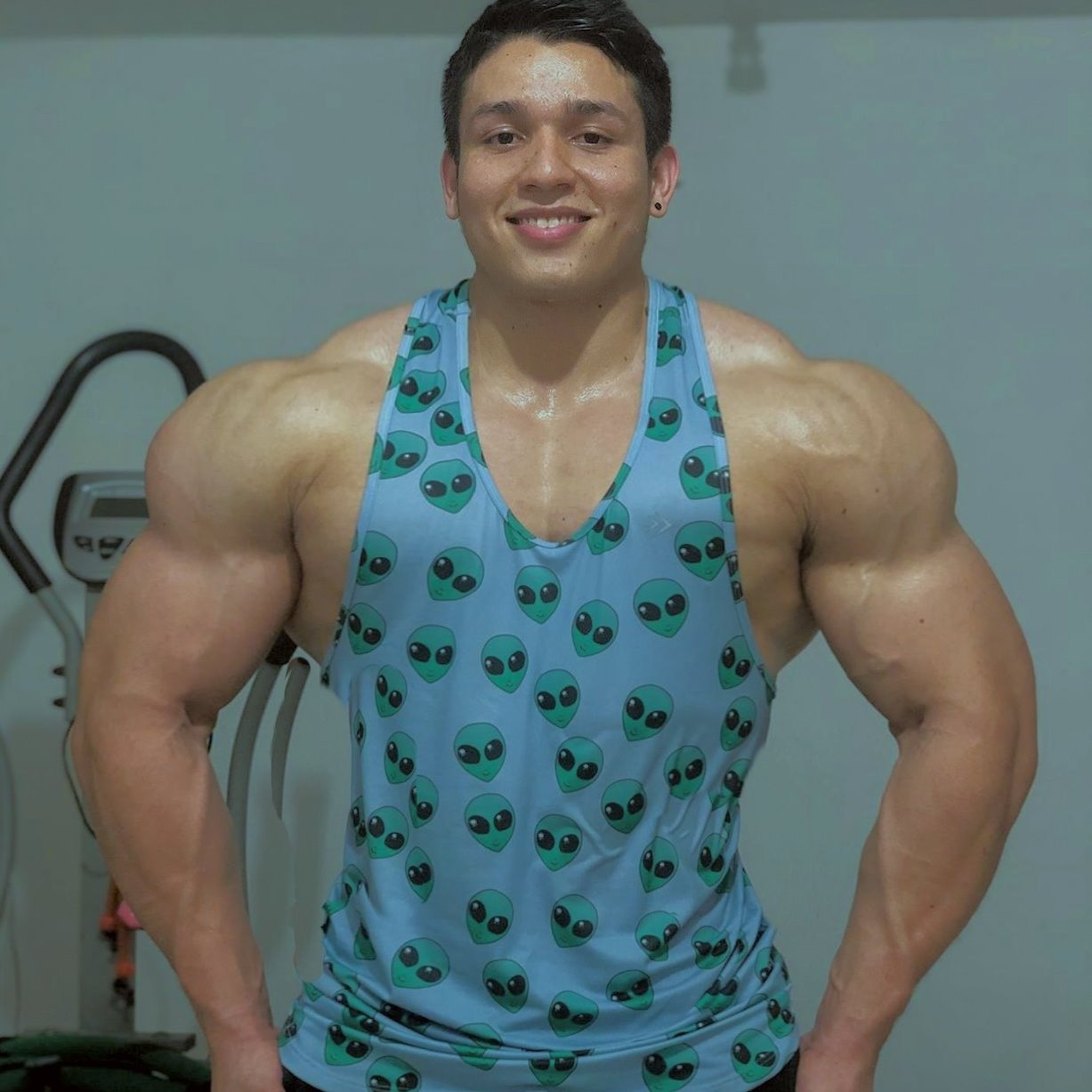 world bodybuilders pictures: colombian bodybuilder Sebastian Dias ...