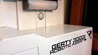 Markus Wobisch: Building a GERTY 3000 Computer from Moon (2009) - Part ...